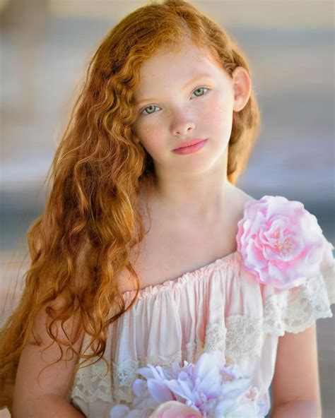 Pin De 𝒁𝒂𝒊𝒎𝒂𝒓𝒂 En Redhead