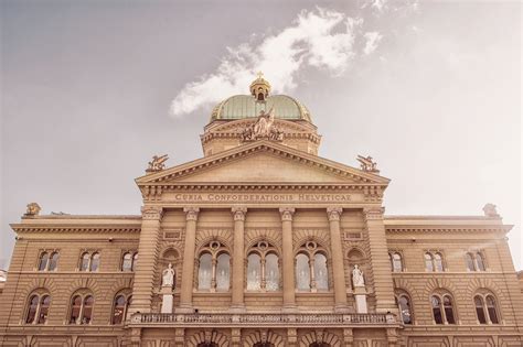 politics courses for researchers how do i get my message to
