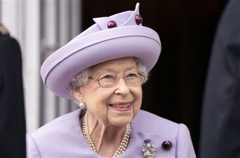 Rainha Elizabeth Ii Certidão De óbito Revela A Real Causa Da Morte Da
