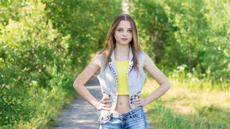 Depth Of Field Jeans Navels 1080p Blonde Belly Bare Midriff