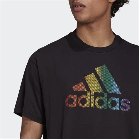 Adidas Adidas Pride Logo Graphic T Shirt Gender Neutral På