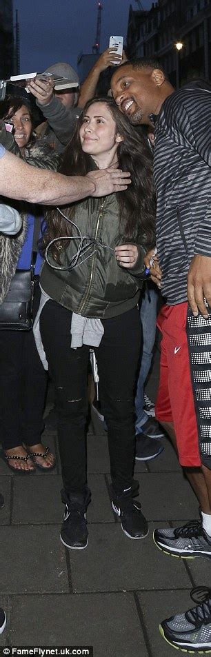 Amber Heard Parties With Elon Musk And Cara Delevingne Daily Mail Online