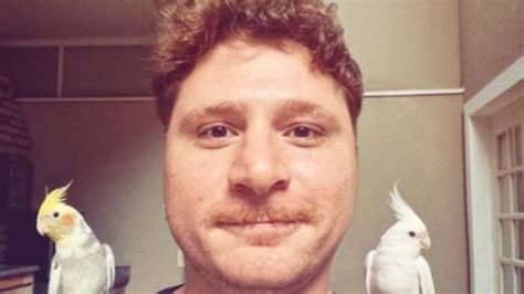 Foto Por Onde Anda O Carlito Da Novela Alma Gêmea O Ator Renan