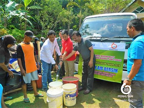 Perhutani Perhutani Salurkan Bantuan Air Bersih Untuk Desa Kekeringan