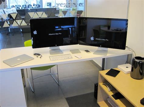 mac setup the dual display mac pro desk of an assistant