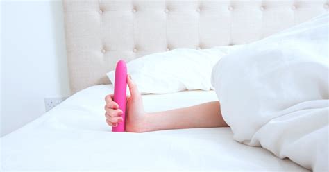 can you put condoms on sex toys 6 dildos that work with protection