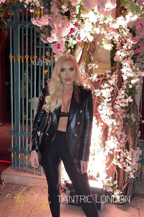 Zoe Tantric Masseuse In Knightsbridge Tantric London