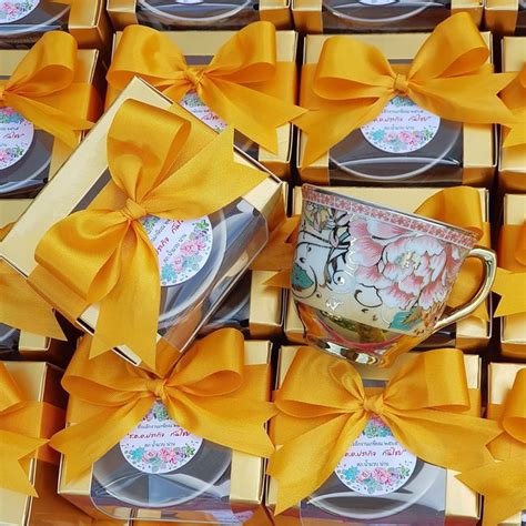 ของชำร่วยงานเกษียณ แก้วชาเบญจรงค์แพคกล่อง ฟรีป้ายชื่อ ขั้นต่ำ 100 ชุด