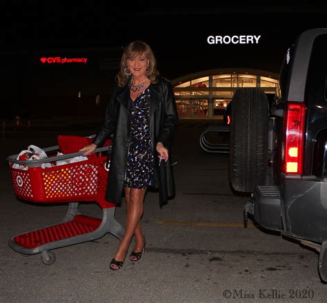 Grocery Gal Just Your Typical Suburban Soccer Mom Doing Th… Flickr