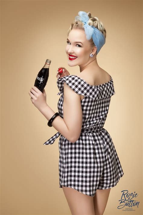 Pin By Jaro Classic On Pinup Dolls Vintage Photography Summer