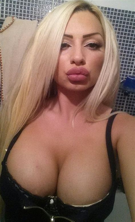 Girls With Big Juicy Full Lips Dsl Dick Sucking Lips Page 47