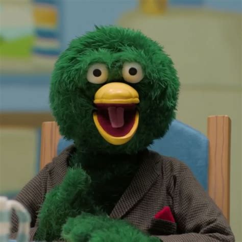 Yellow And Duck Guy Pfps Dont Hug Me Dhmis Hug