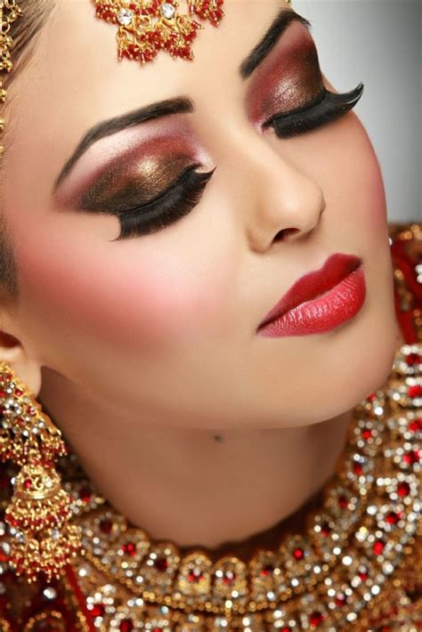Dont Miss These Stunning Bridal Makeup Ideas Beauty And Fashion Freaks