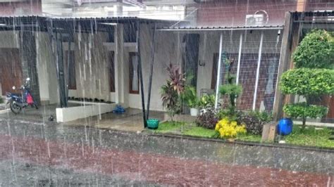 Peringatan Dini Bmkg Besok Jumat 30 Agustus 2024 Bali Jawa Tengah
