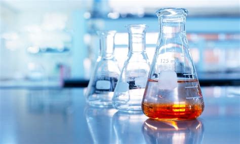 Safety Tips For Working With Chemicals In A Lab