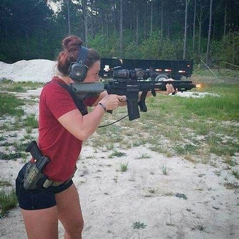 Military Women Military Army Mädchen In Uniform Survival By Any