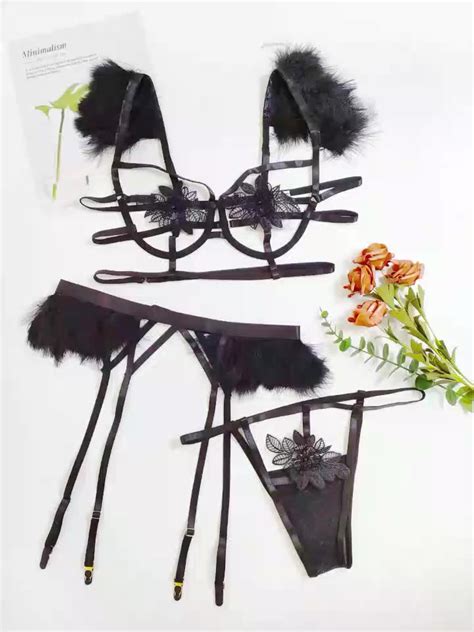 Sexy Lingerie Set Mature Womens Underwear Fur Design Embroidery Hollow