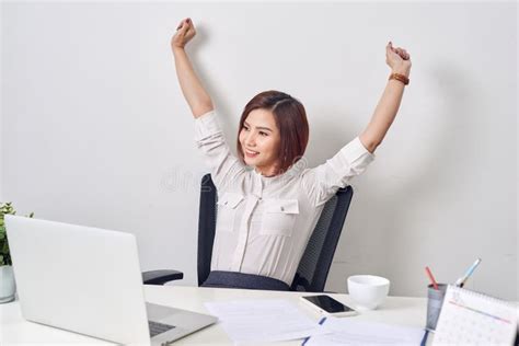 Girls Finish The Job Telegraph