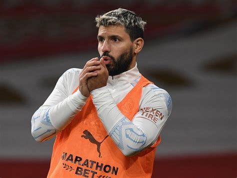 Descubrí El Jugadísimo Cambio De Look De Sergio El Kun Agüero Caras