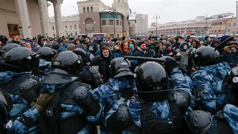 Opposition Protests Underway Across Russia For Second Week Cnn Video
