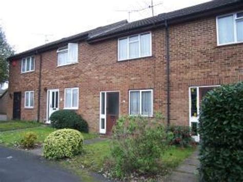Property Valuation 8 Brindle Close Aldershot Rushmoor Gu11 3uf