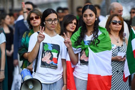 Irans Security Forces Briefly Detain Mahsa Aminis Father
