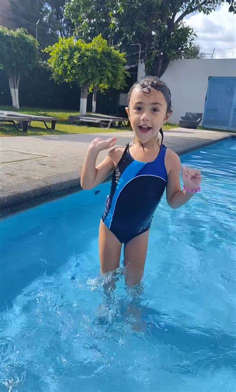 Dg Bikini 30 01  Imgsrc Ru