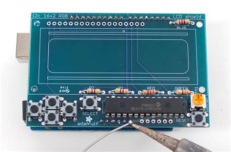 how to connect to pins when using i2c lcd shield