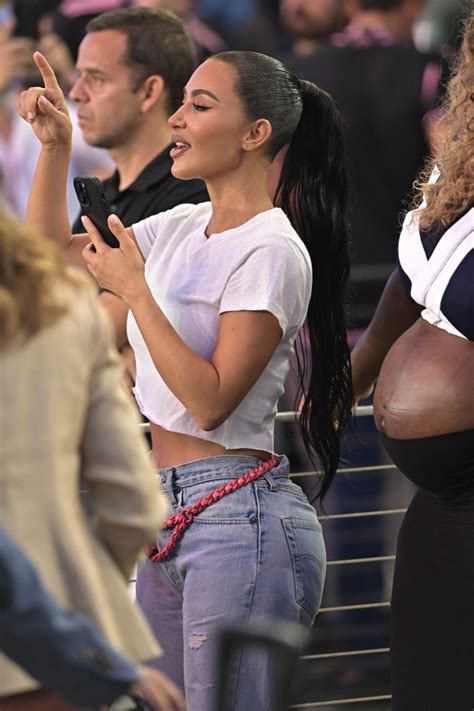 Kim Kardashian Critics Suspect Star Got A New Plastic Surgery Procedure