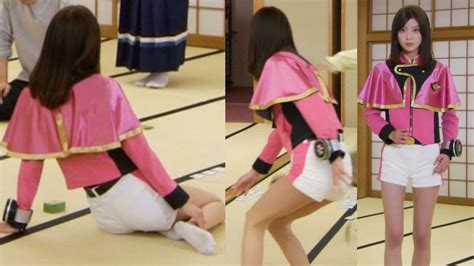 ボード「魔進戦隊キラメイジャー」のピン モデル 写真 女性戦士 浮きブラジャー
