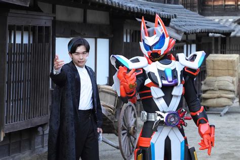 【写真 1 5枚】「仮面ライダーギーツ」第28話「慟哭Ⅳ：絆のレーザーブースト！」の一場面（c）2022 石森プロ・テレビ朝日・adk Em