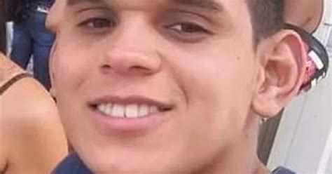 Pai E Filho São Presos Suspeitos De Matar Jovem Por Engano Após