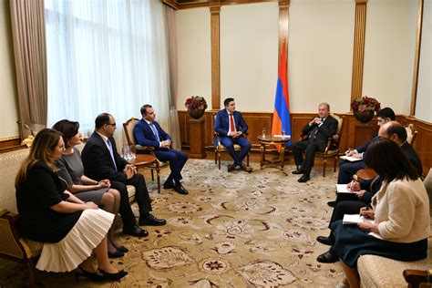 Նախագահ Արմեն Սարգսյանն ընդունել է «Մեկ Հայաստան կուսակցության