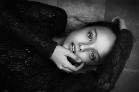 Papel De Parede Cara Mulheres Modelo Potrait Monocromático