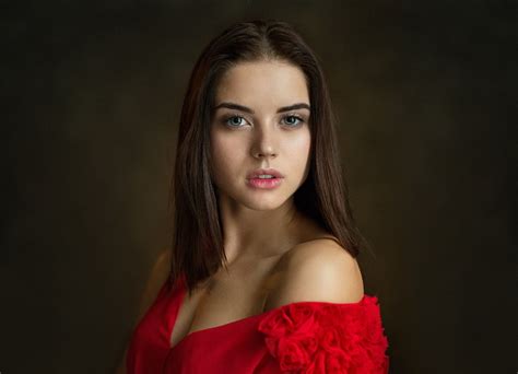Women Mariya Volokh Face Portrait Freckles Maxim Maximov Brunette