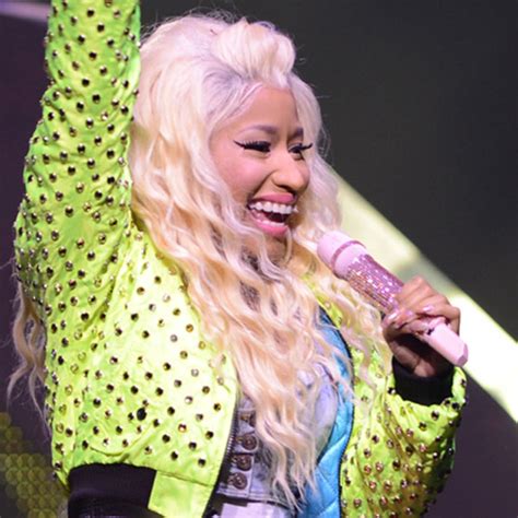 Nicki Minaj Rushed By Fan Onstage