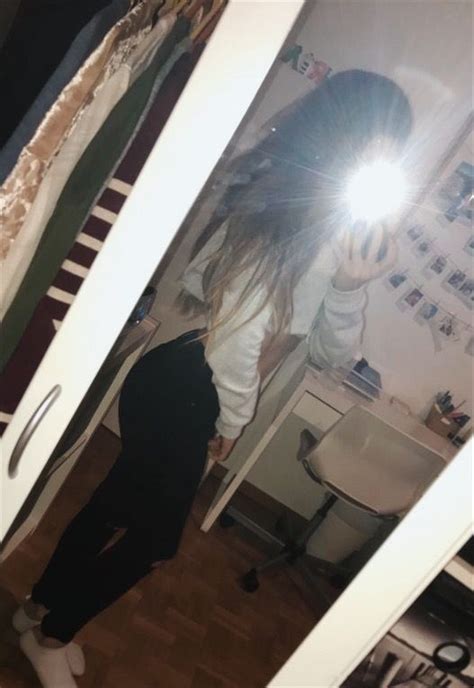 Brxkensavvi Girl Tumblr Cute Instagram Feed Inspiration