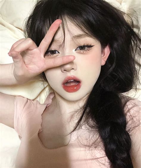 Asian Eye Makeup Korean Makeup Medium Length Hair Cuts Long Hair