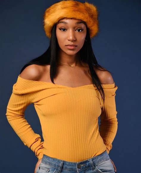 Pinterest Therealtrapper ️ Creative Photoshoot Ideas Black Girls