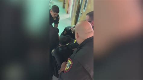 Update Texas Jailers Fired Over Inmate Death Reinstated