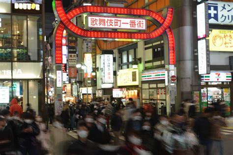 ルポ路上売春：歌舞伎町に立つ女性支える覚悟 「この街を出たい」と言えるまで 毎日新聞