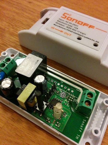 itead sonoff switches and sockets cheap esp8266 wifi mqtt hardware