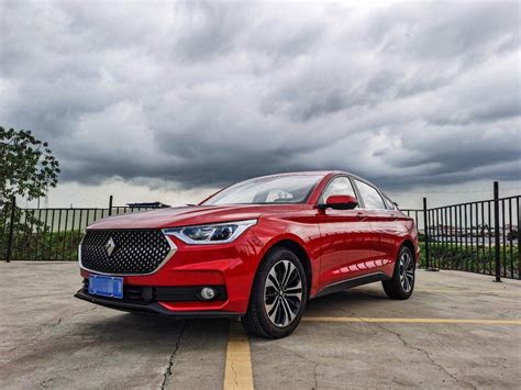 10万预算买轿车，合资、自主怎么选？这4款车型任你选 搜狐汽车 搜狐网