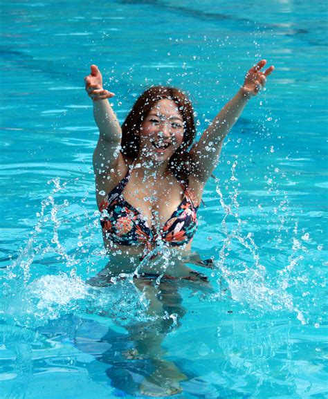 屋外（＝屋内）水着撮影（ポートレートモデルのやり方）「桜井美穂」水着写真集 2020年7月 「ポートレート スタジオ ファイン