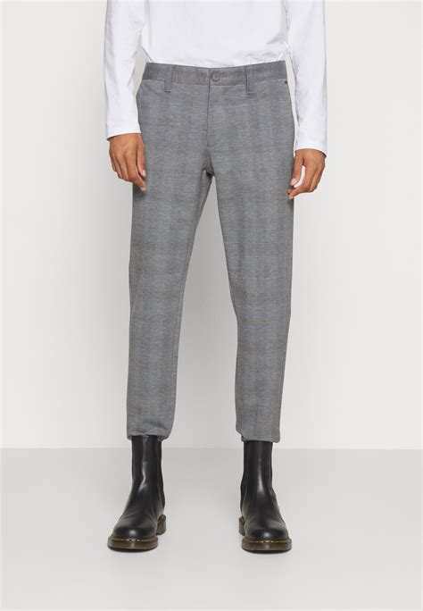Only And Sons Onsmark Stoffhose Grey Grau Zalando Ch