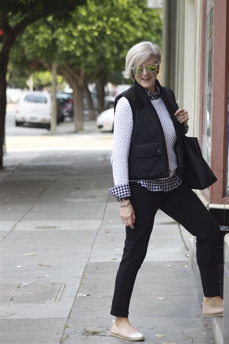 Vested Interest Styleatacertainage Fashion Over 40 Look Fashion