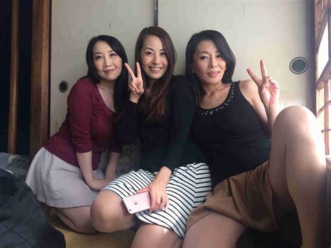 美熟女綺麗な奥さん画像掲示板 里中亜矢子 美月ゆう子 友崎亜季 友田真希 川奈まり子 紫彩乃 松浦ユキ 小池恵美子 風間ゆみ 麻布レオナ