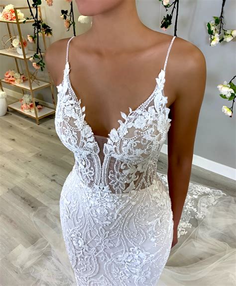 Enzoani Wedding Dresses Bridal Dresses Bridesmaid Dresses Dream