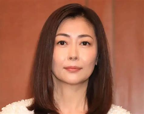 島谷ひとみ イケメン50代経営者と極秘結婚していた！数年前に入籍も「公表しなかった理由」 女性自身