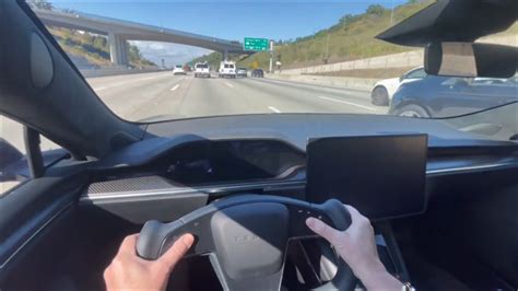 Voici Ce Quil Se Passe Lorsque Lordinateur Dune Tesla Tombe En Panne